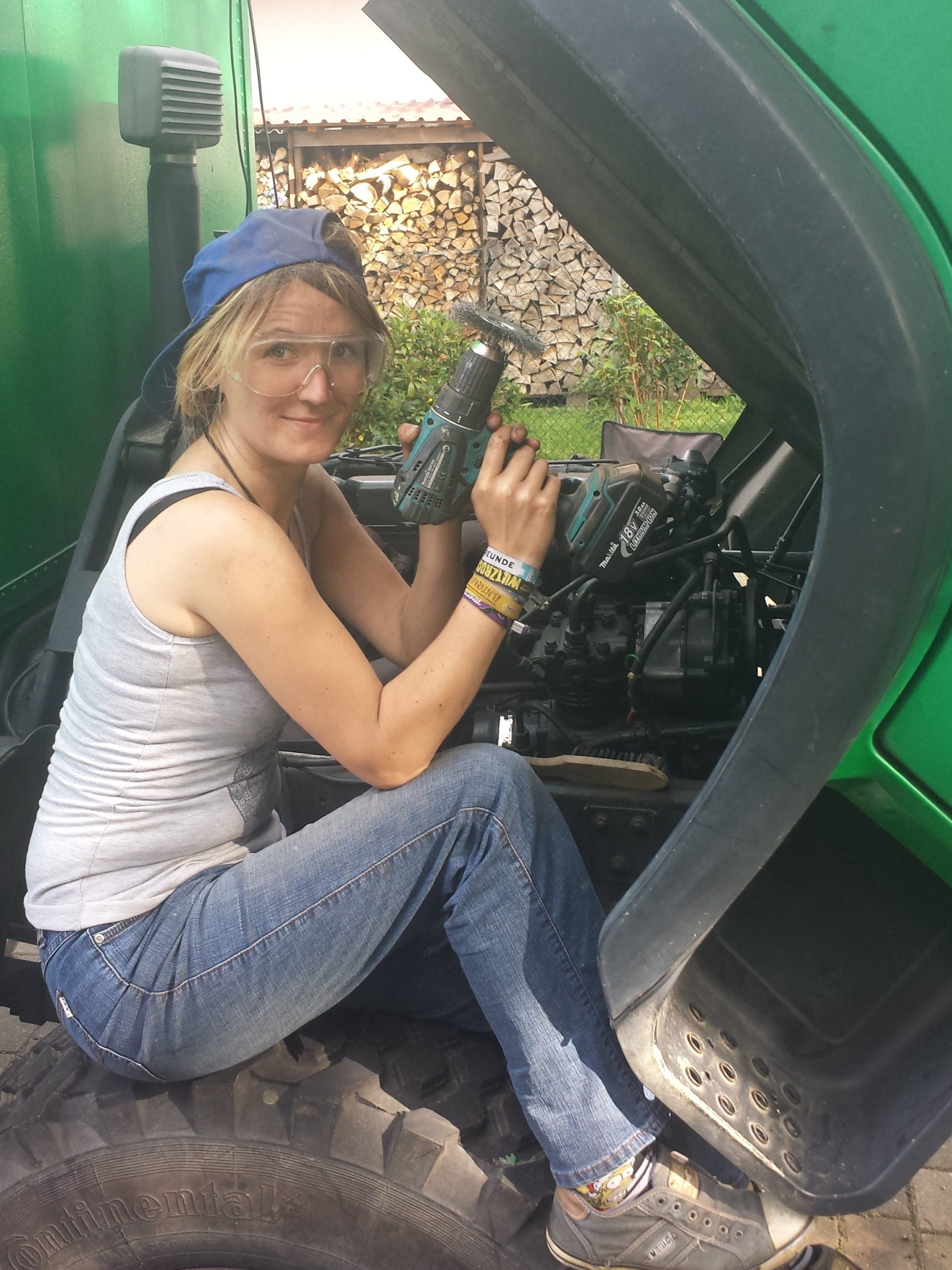 Andrea at work – Überallpenner